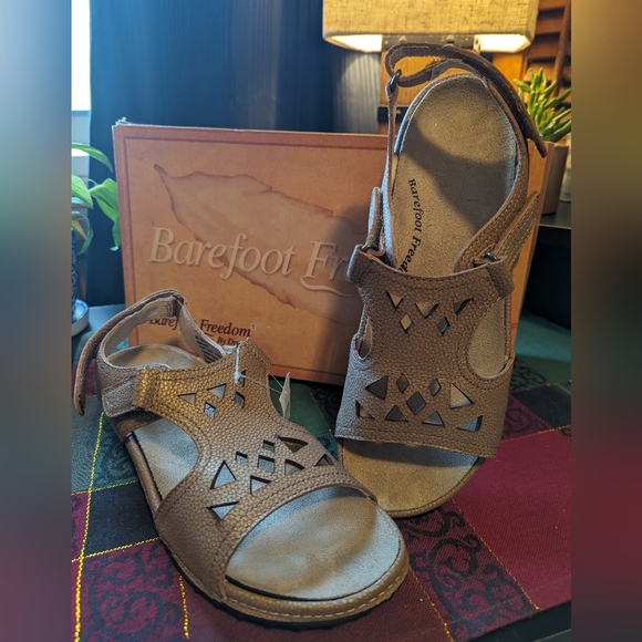 Barefoot Freedom | Shoes | Barefoot Freedom Embark By Drew Sandals ...
